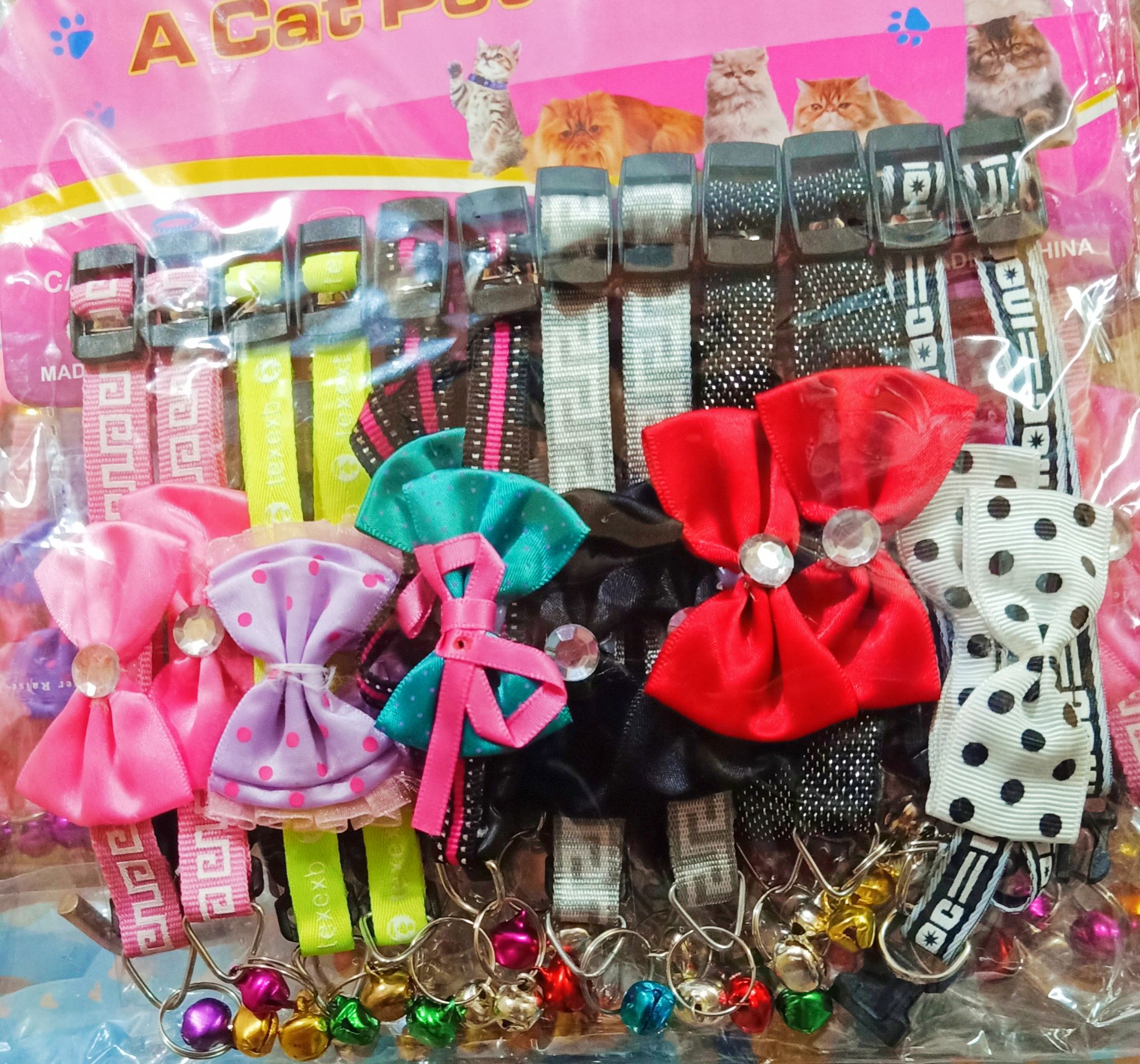 Bow Collar for Cats with Bells – Al Hewaan Pets